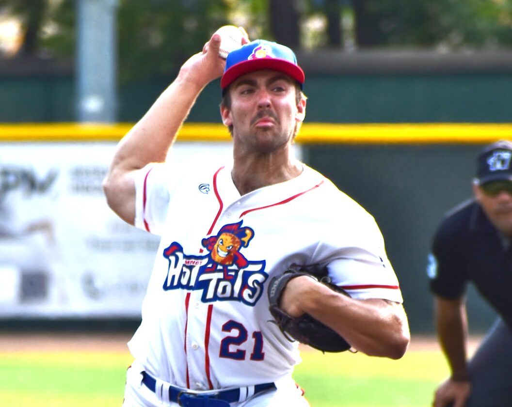 Hot Tots scored mightily against MoonDogs on road | News, Sports, Jobs ...